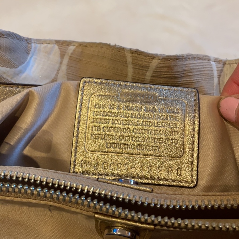 Coach Signature Penelope Shoulder Bag - Gem